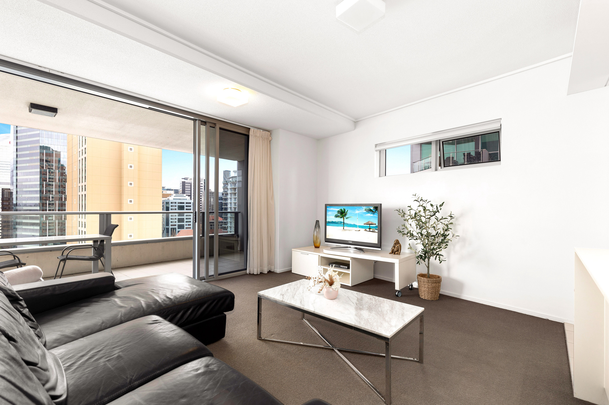 2 Bedroom Corporate Apartments, In The Popular “Skyline” - Astra Apartments